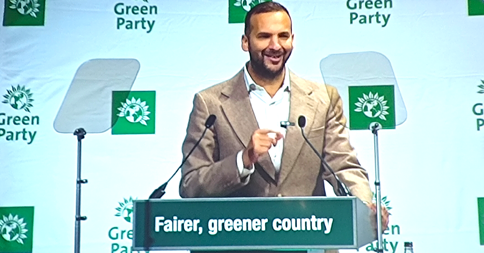 Green deputy leader uses conference speech to call out Keir Starmer on ...