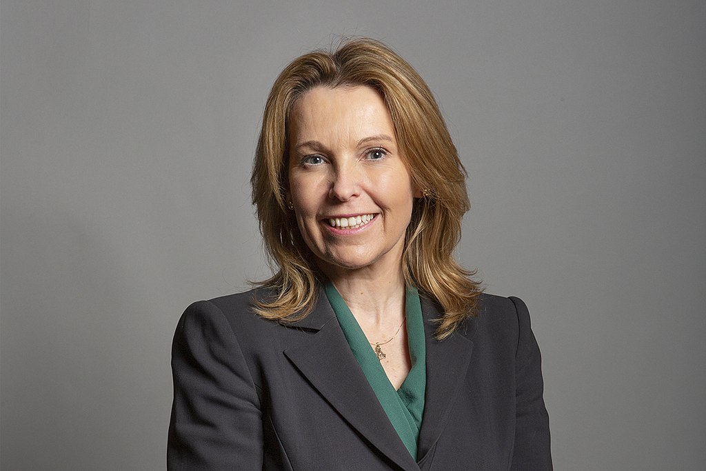 Tory MP Natalie Elphicke defects to Labour over 'broken promises ...